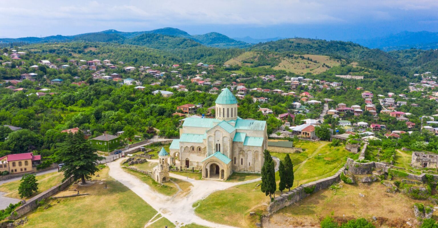 Kutaisi - atrakcje, pogoda i co warto zobaczyć - Travel Talks by eSky.pl